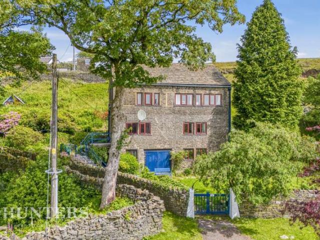 4 Bedroom Detached House