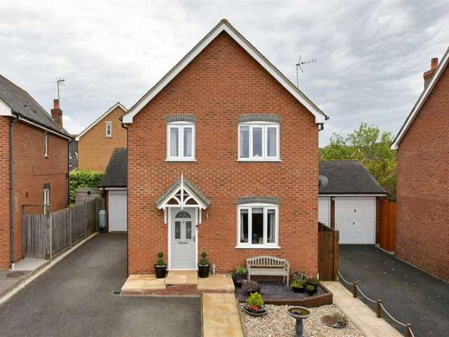 4 Bedroom Detached House
