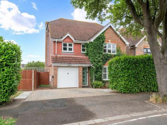 4 Bedroom Detached House