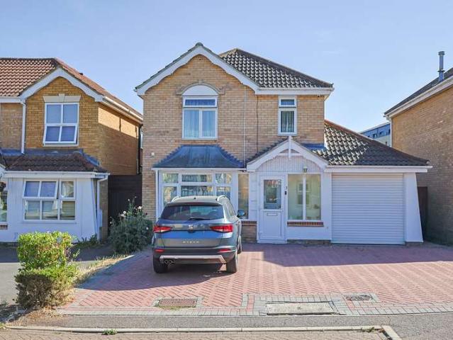 4 Bedroom Detached House