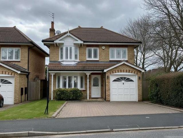 4 Bedroom Detached House