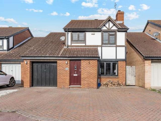 4 Bedroom Detached House