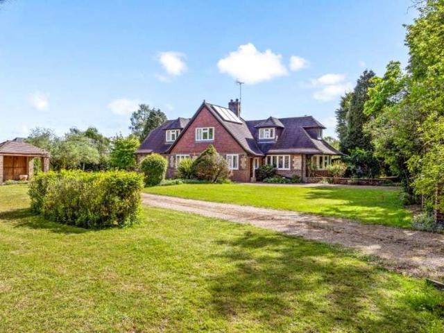 4 Bedroom Detached House