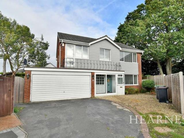 4 Bedroom Detached House
