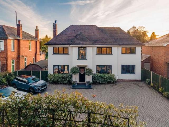 4 Bedroom Detached House