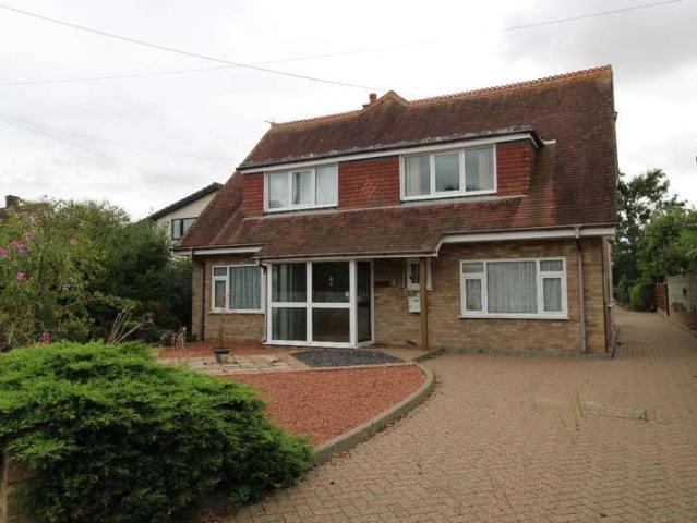 4 Bedroom Detached House