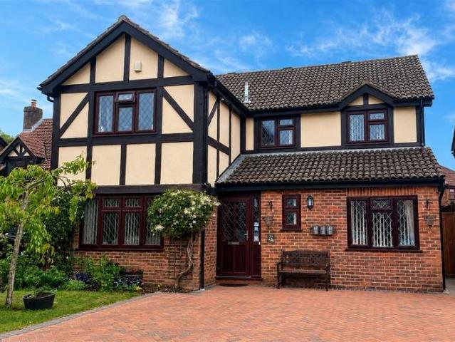 4 Bedroom Detached House