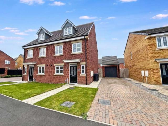 4 Bedroom Detached House