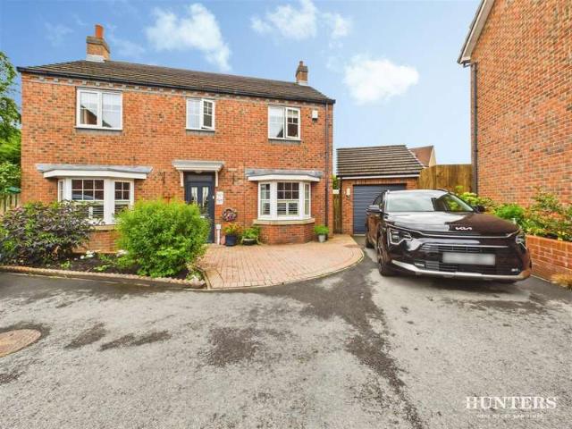 4 Bedroom Detached House