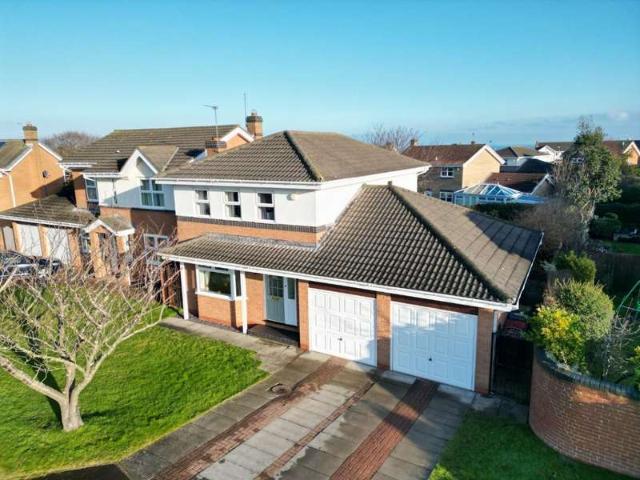 4 Bedroom Detached House