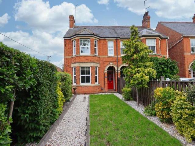 4 Bedroom Detached House
