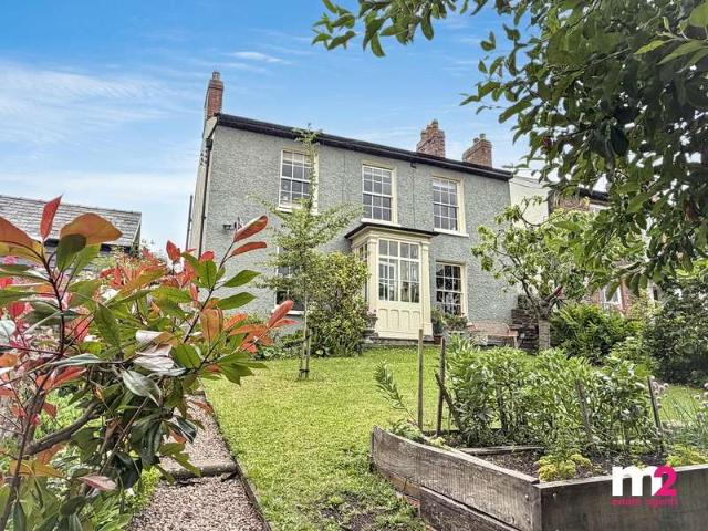 4 Bedroom Detached House