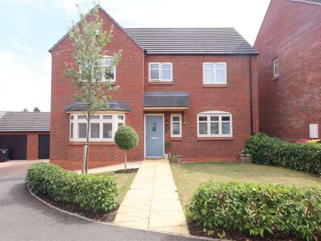 4 Bedroom Detached House