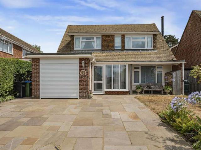 4 Bedroom Detached House