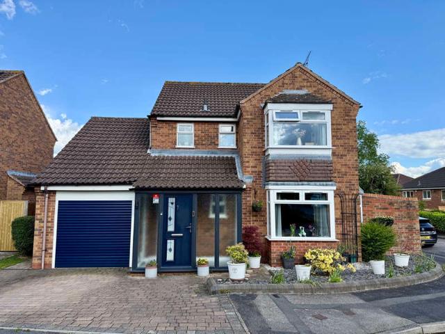 4 Bedroom Detached House