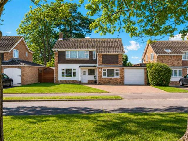 4 Bedroom Detached House