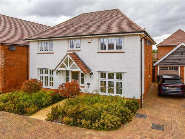 4 Bedroom Detached House