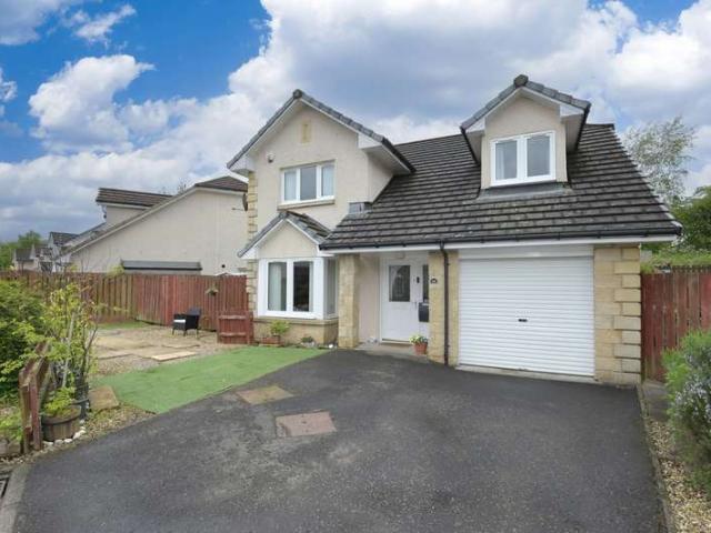 4 Bedroom Detached House