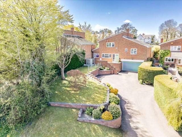 4 Bedroom Detached House