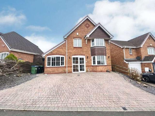 4 Bedroom Detached House