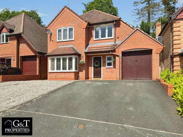 4 Bedroom Detached House