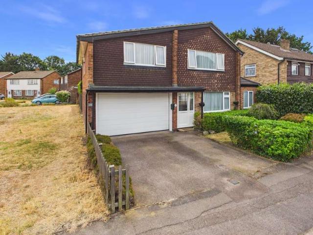 4 Bedroom Detached House