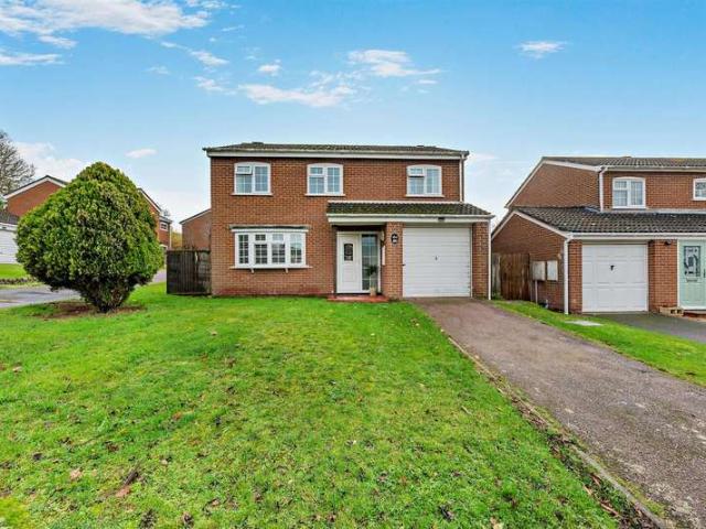 4 Bedroom Detached House