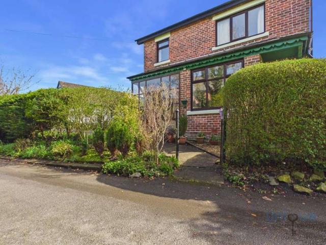 4 Bedroom Detached House