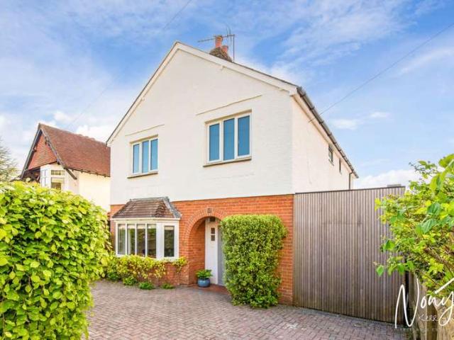 4 Bedroom Detached House