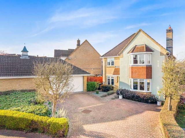 4 Bedroom Detached House