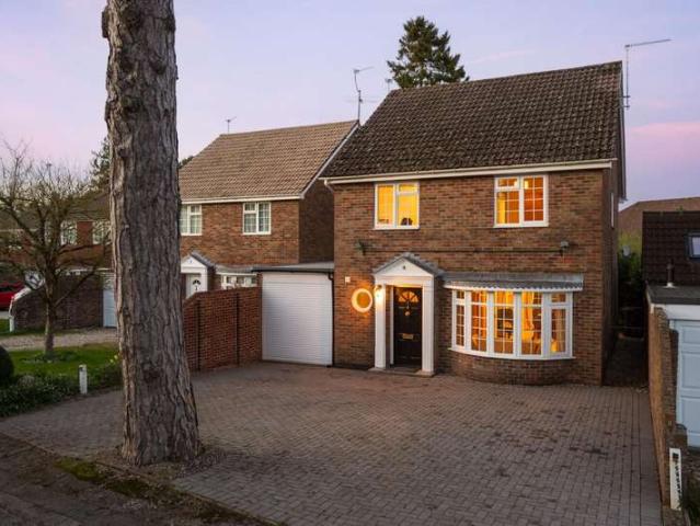 4 Bedroom Detached House