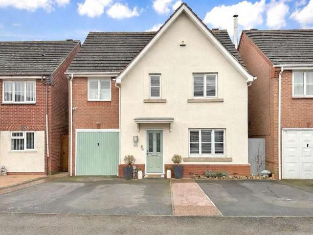 4 Bedroom Detached House