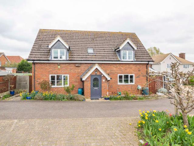 4 Bedroom Detached House