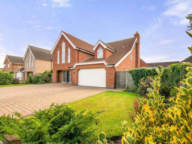 4 Bedroom Detached House