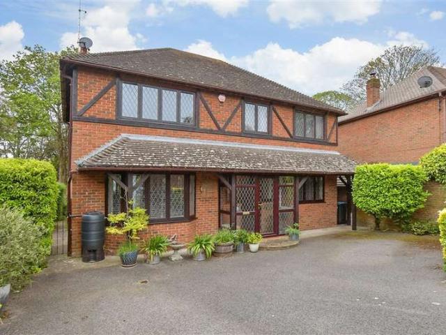 4 Bedroom Detached House