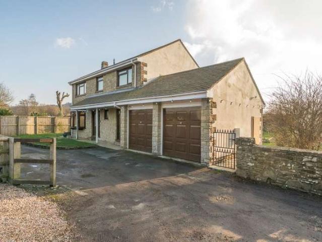 4 Bedroom Detached House