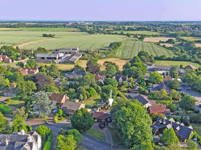 4 Bedroom Detached House