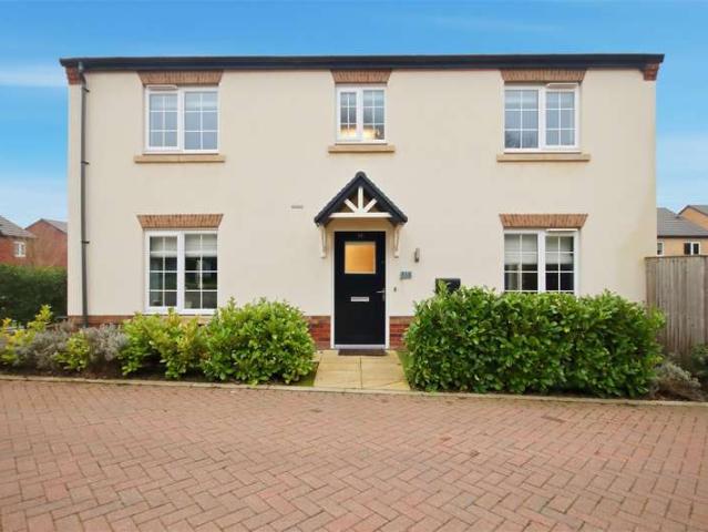 4 Bedroom Detached House