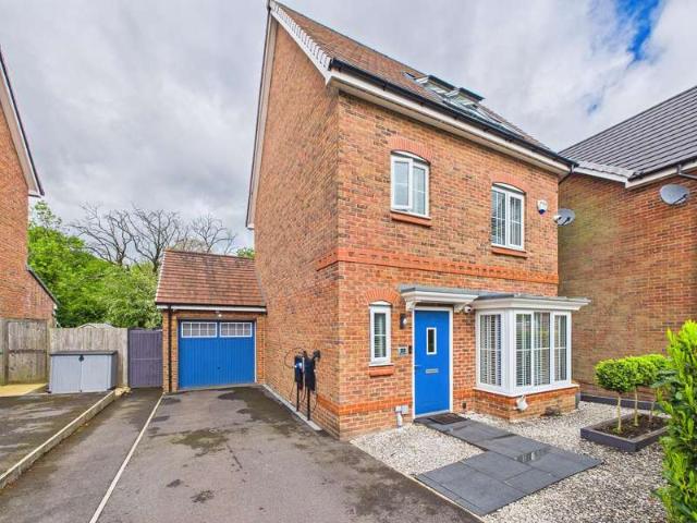 4 Bedroom Detached House