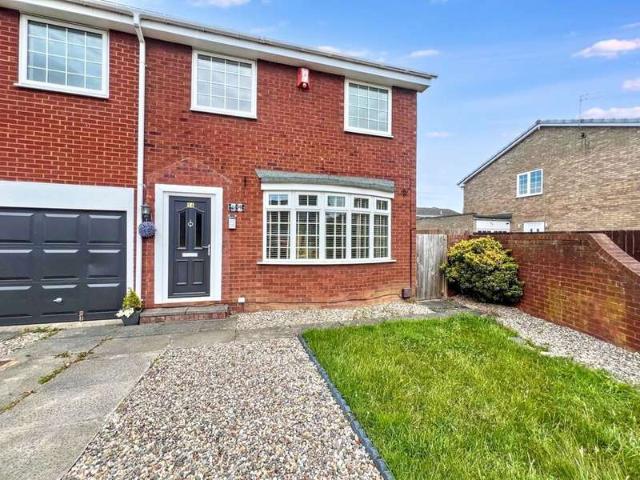 4 Bedroom Detached House