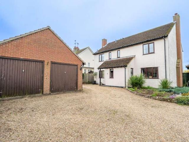 4 Bedroom Detached House