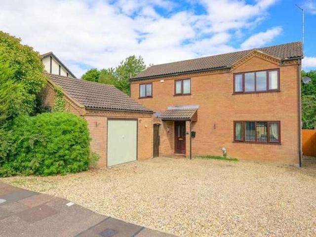 4 Bedroom Detached House