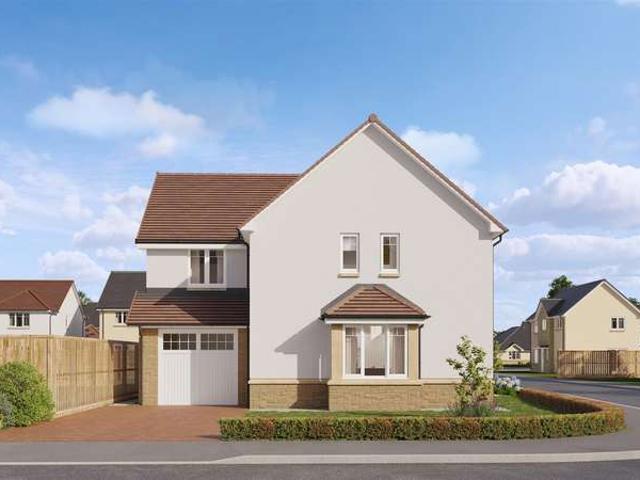 4 Bedroom Detached House