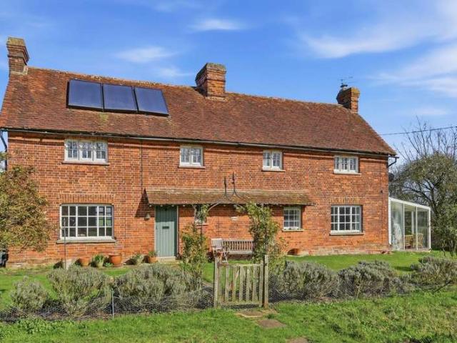 4 Bedroom Detached House