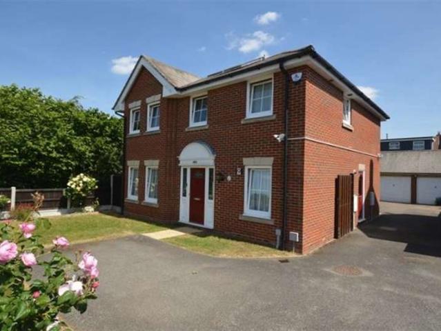 4 Bedroom Detached House