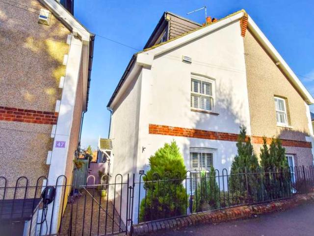 4 Bedroom Detached House