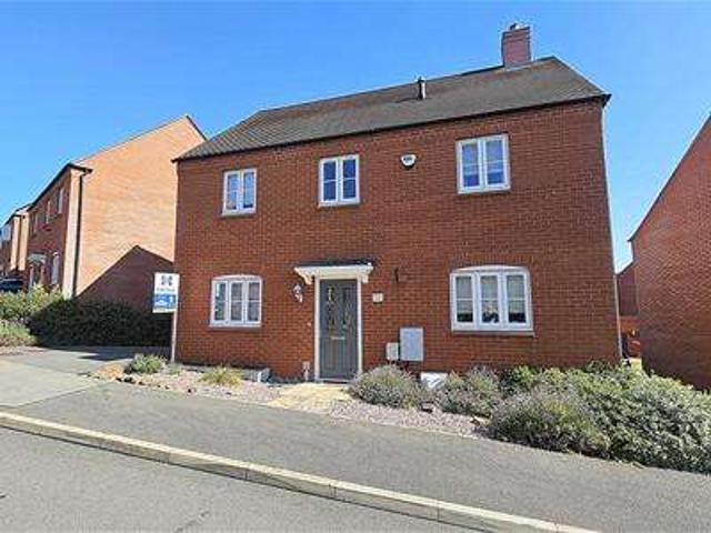 4 Bedroom Detached House