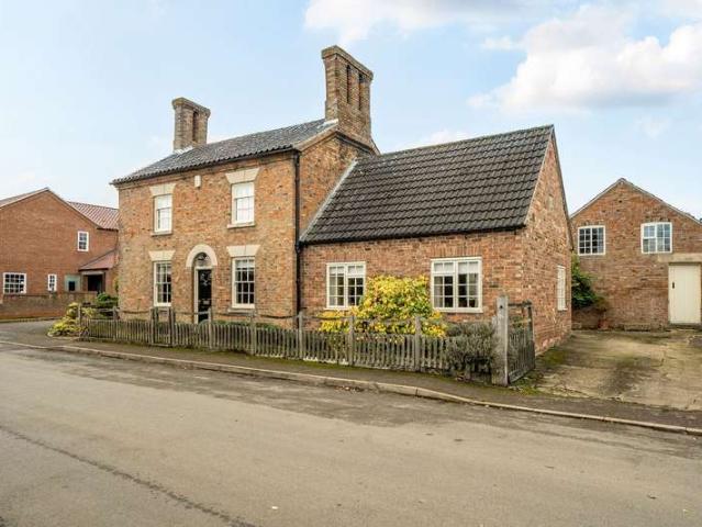 4 Bedroom Detached House