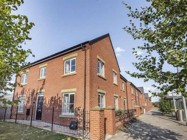 4 Bedroom Detached House