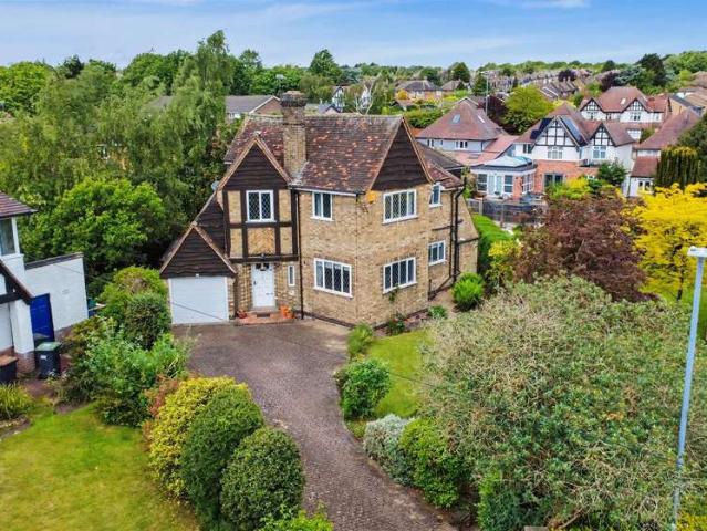 4 Bedroom Detached House
